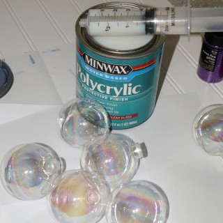 How to Make Glittered Glass Ornaments for Christmas