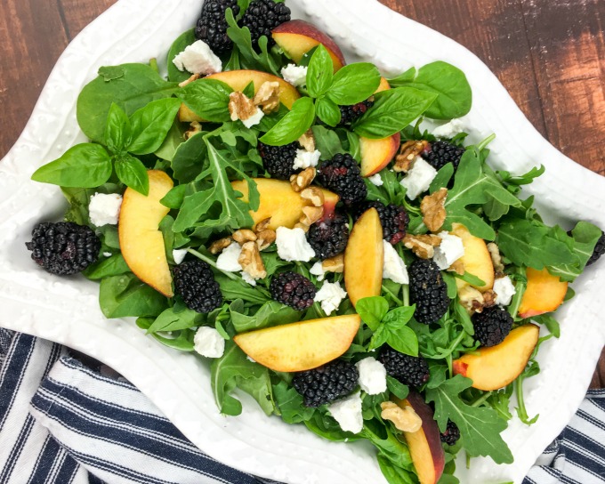 Peach Blackberry Salad with Blackberry-Basil Vinaigrette Peach Blackberry Salad with Blackberry-Basil Vinaigrette