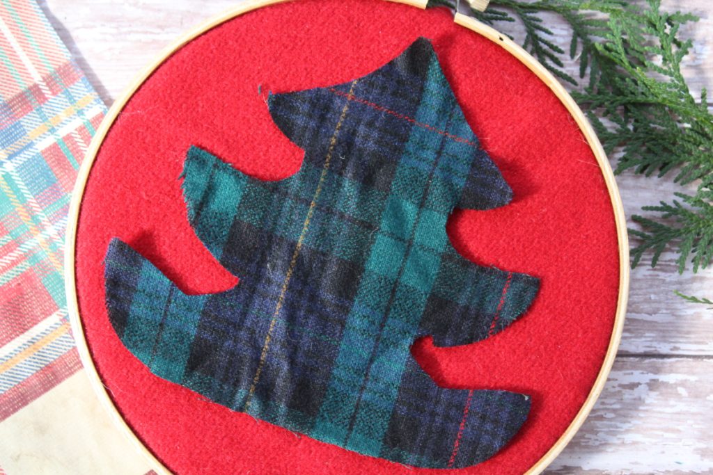 Rustic Plaid Tree Wall Hanging Tutorial